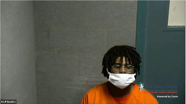 EHT man just released from prison arrested with loaded handgun in ...