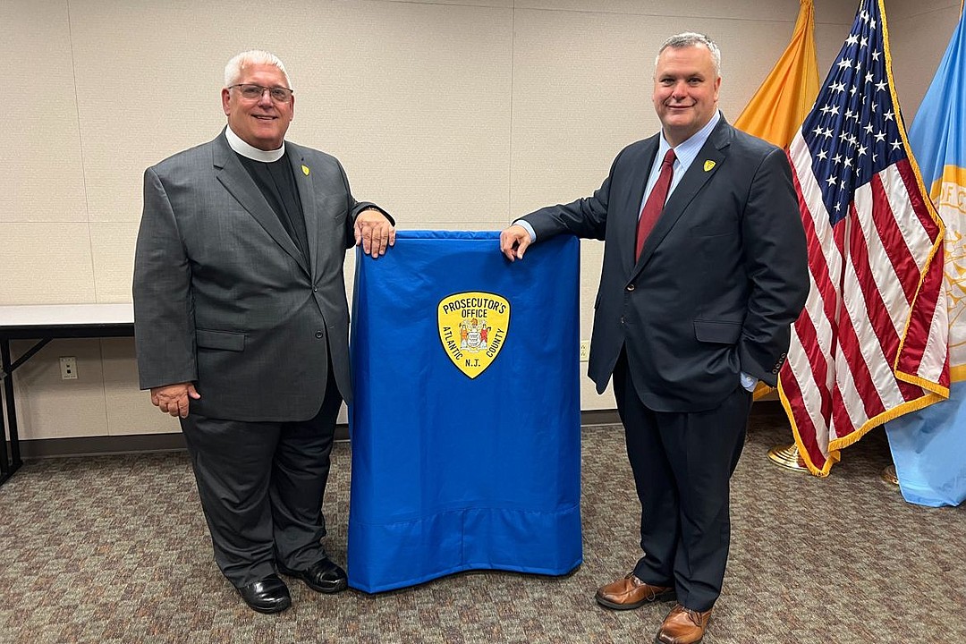 Galloway pastor becomes county's first Prosecutor's Office chaplain ...