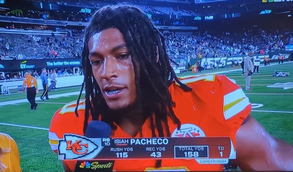 'Jersey's own' Pacheco helps lead Chiefs in close battle with Jets ...