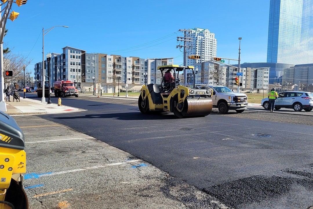 A.C. mayor heralds start of Atlantic Avenue paving project - Breaking AC
