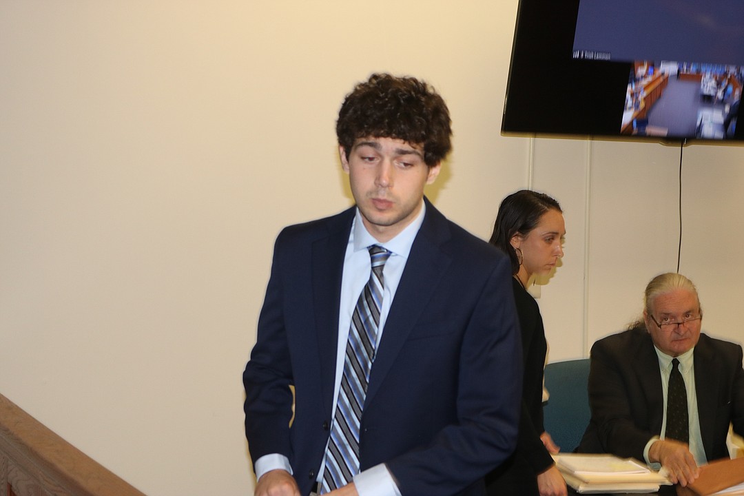 SIC man pleads not guilty in assault of Fox 29's Bob Kelly - DownBeach