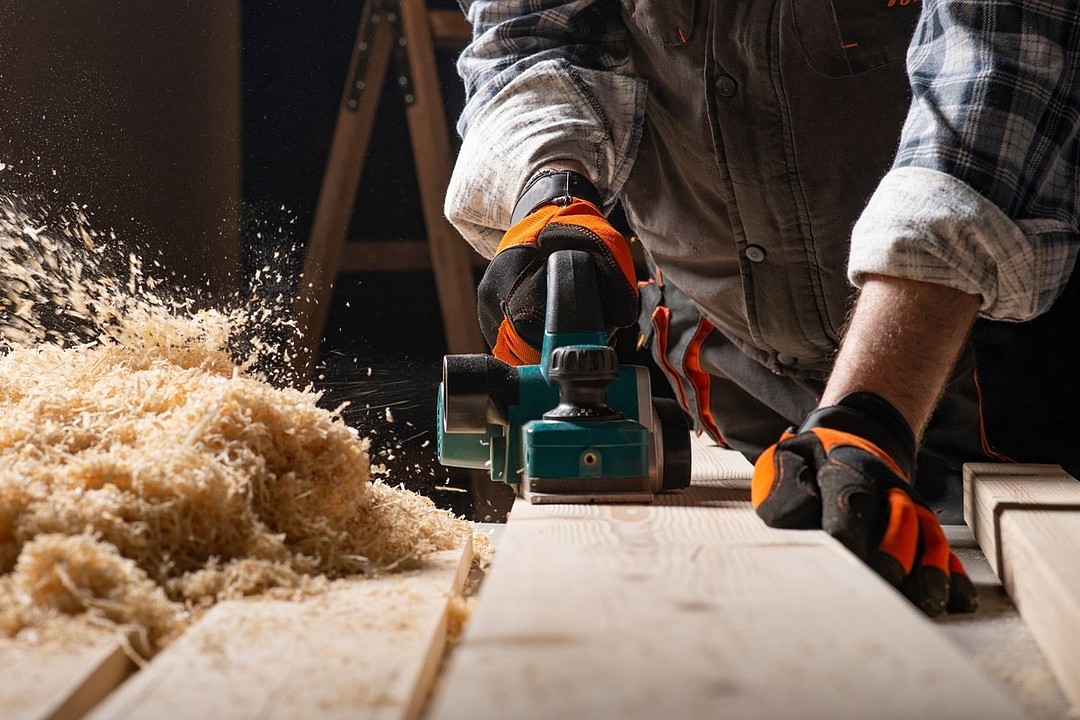 David Ohnstad of Minnesota Shares Antique Furniture Restoration Tips ...