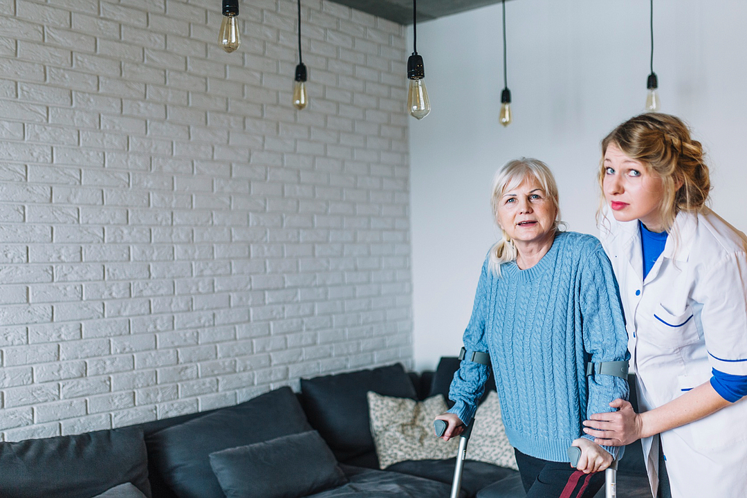 Why Hospice Social Workers Are Crucial to Meaningful End-of-Life Care ...