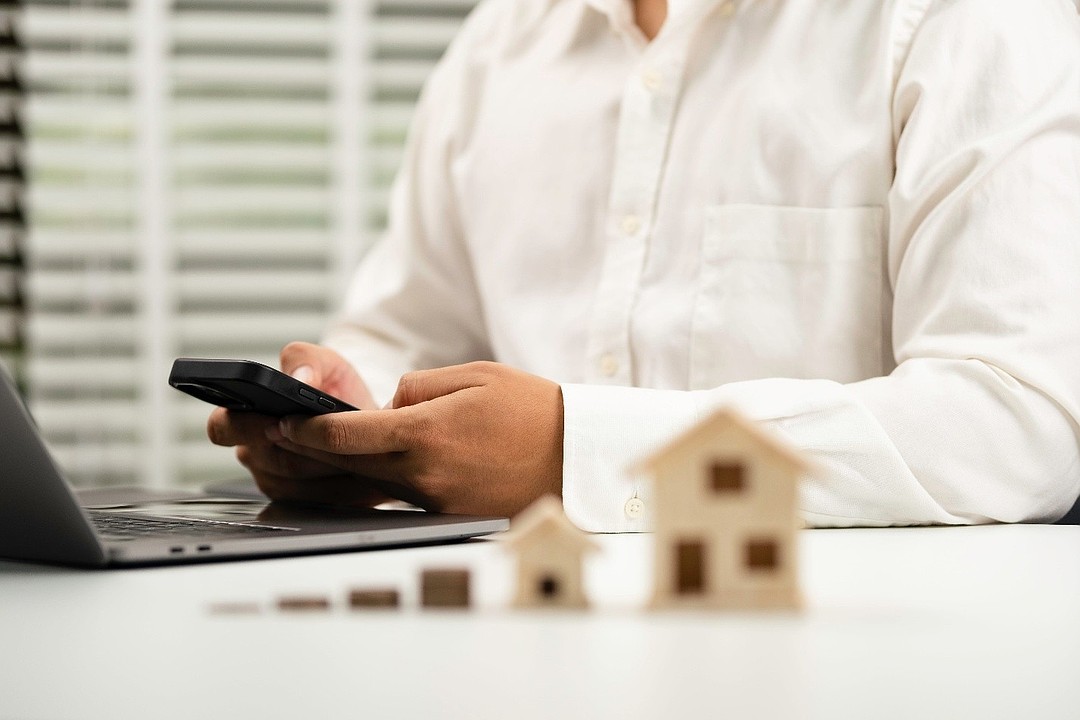 David Lawver Highlights Risk Management for Real Estate Investors in ...