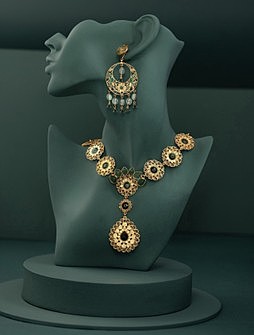 The Evolution of Custom Jewelry Through the Decades - North Penn Now