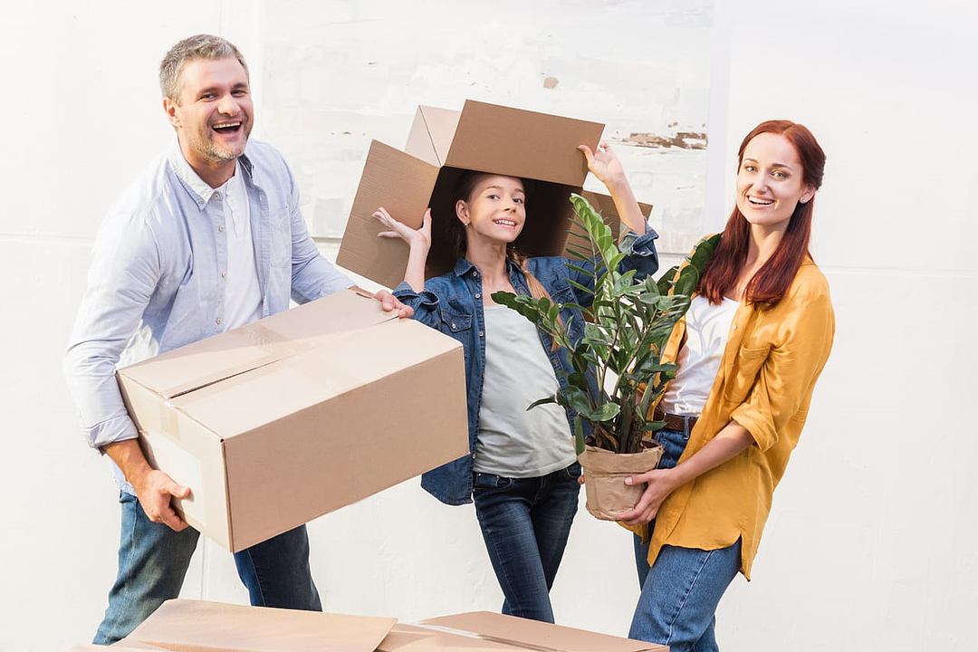 Should You Move Yourself or Hire Movers? Pros and Cons Explained ...