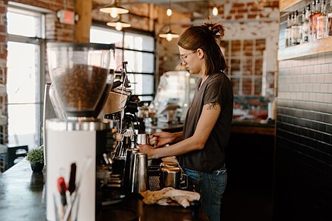 How Coffee Shops Became the Living Rooms of Modern Life - Breaking AC