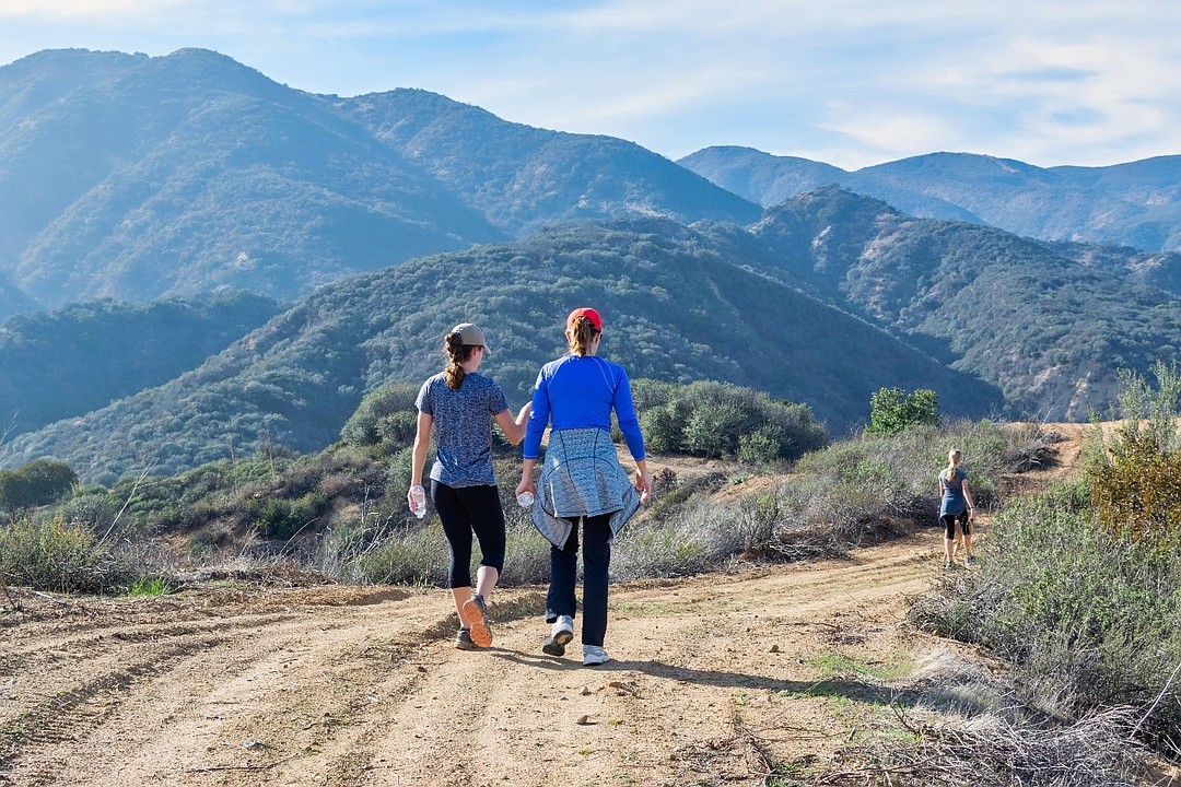 Michelle Suzanne Huff Burn Calories, Not Out: Why Hiking Is the Ideal ...