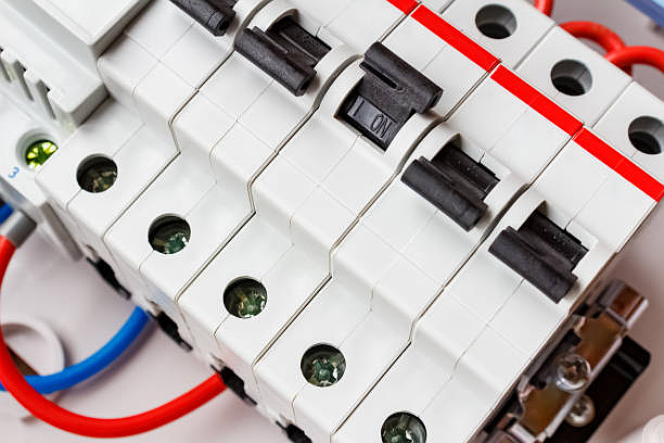 Complete Overview of Surge Protection Device Type 1+2 and Where They ...