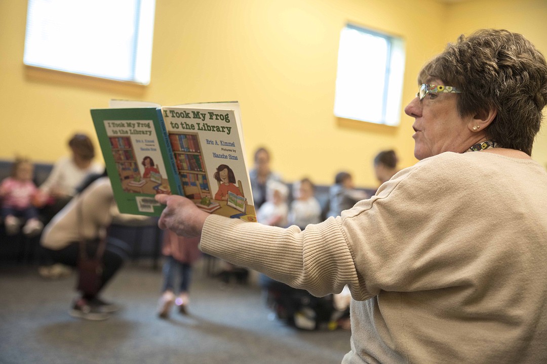 Photos: Lansdale Public Library hosts story time with librarian Lisa ...