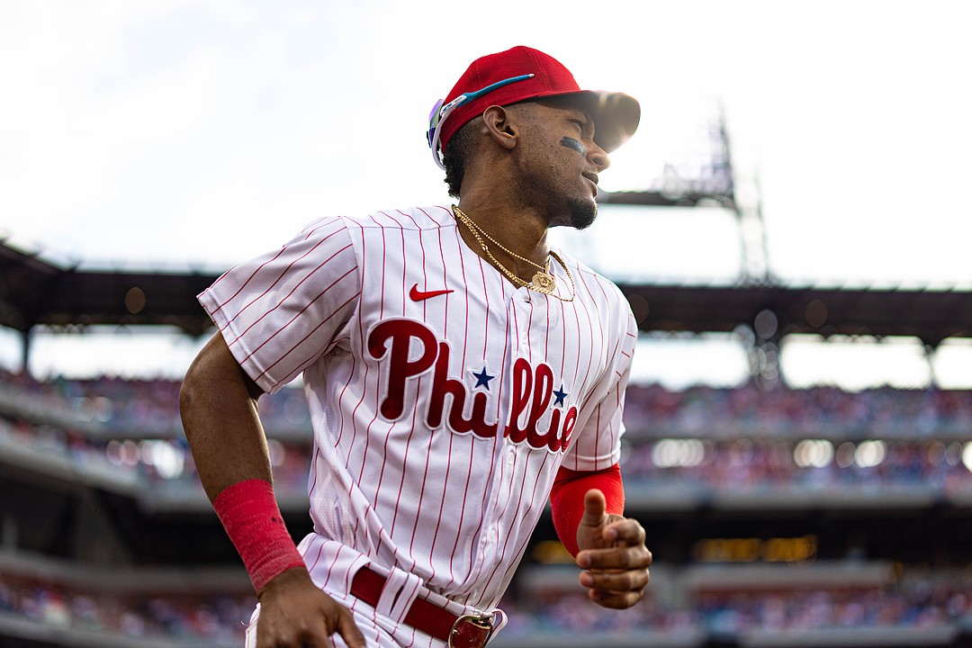 With Shadows Expected To Be a Factor, Phillies Opt for Defensive Lineup ...
