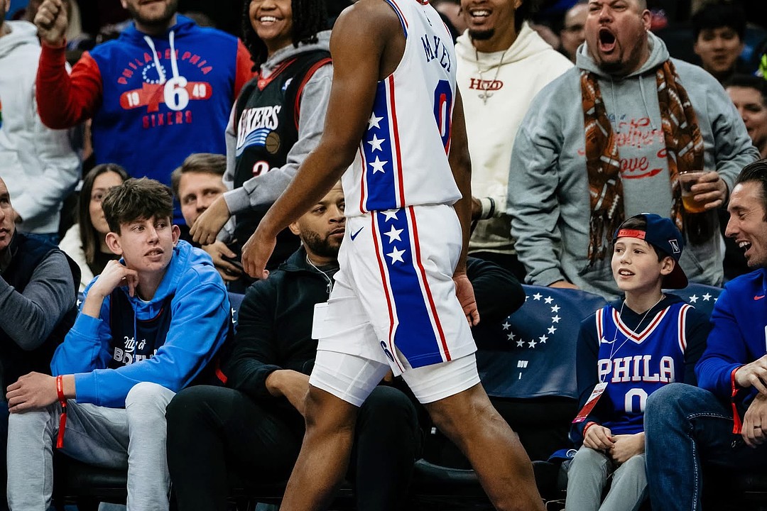 Ticketing Tuesday: Slam dunks on the court, a folk-rock concert and a ...