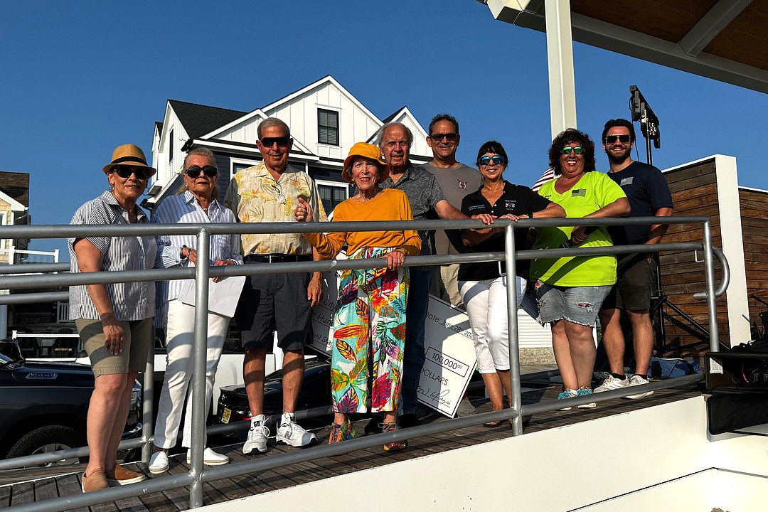 Ventnor cuts the ribbon on the newly built bandshell at Memorial Park ...