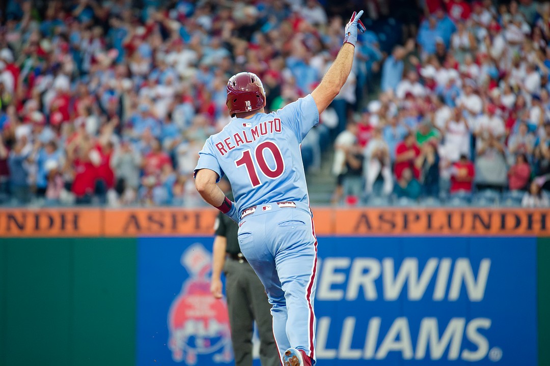 Phillies have reportedly made a 3-year offer to J.T. Realmuto - On ...