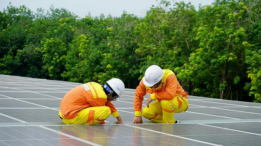 Warehouses scouted for solar power in Pennsylvania - North Penn Now