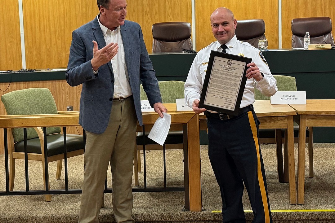 Longport honors retiring Police Chief Frank Culmone - DownBeach