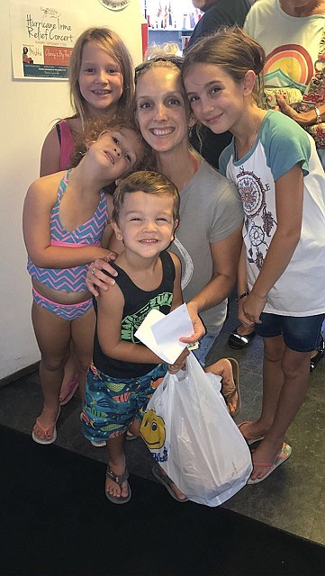 Smitty’s Loyal Customers Celebrate Last Weekend of the Season - OCNJ Daily