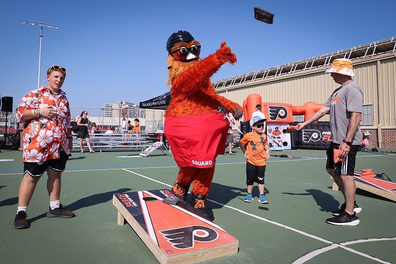Ocean City Happenings: Night in Venice Welcomes Gritty - OCNJ Daily