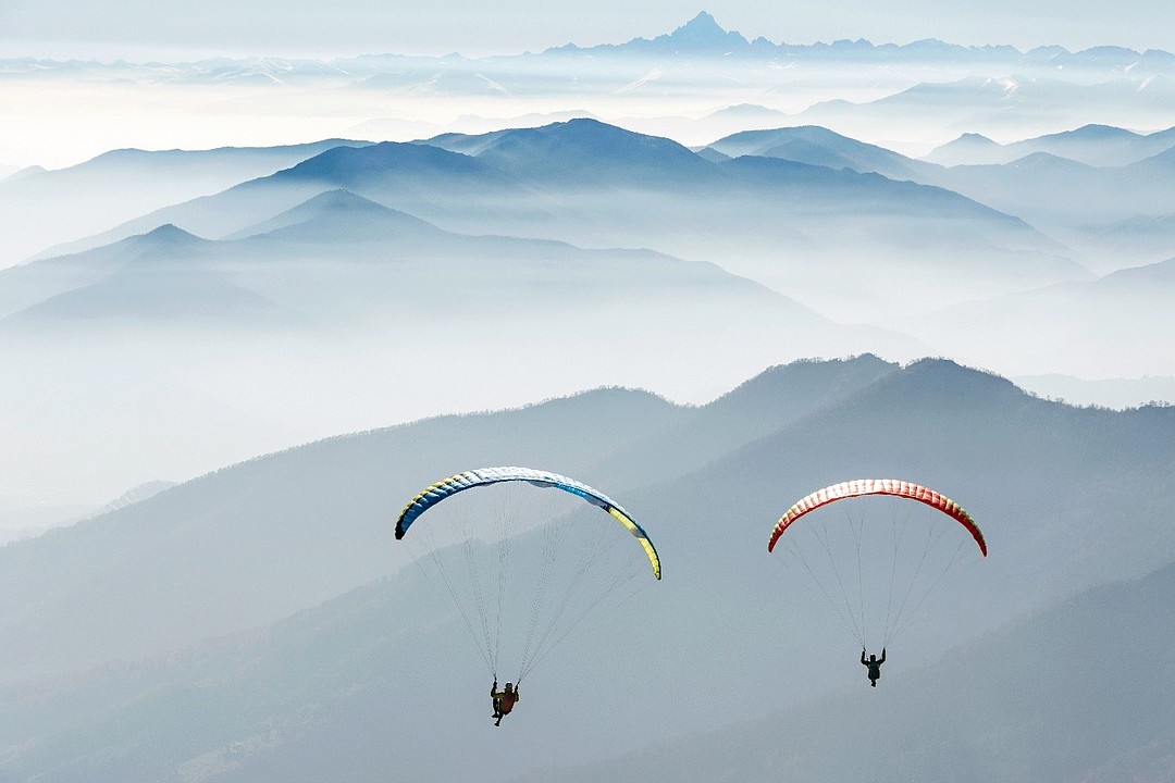 Rick Gazzola’s Guide to Paragliding: Elevating the Adventure - SeaIsle News
