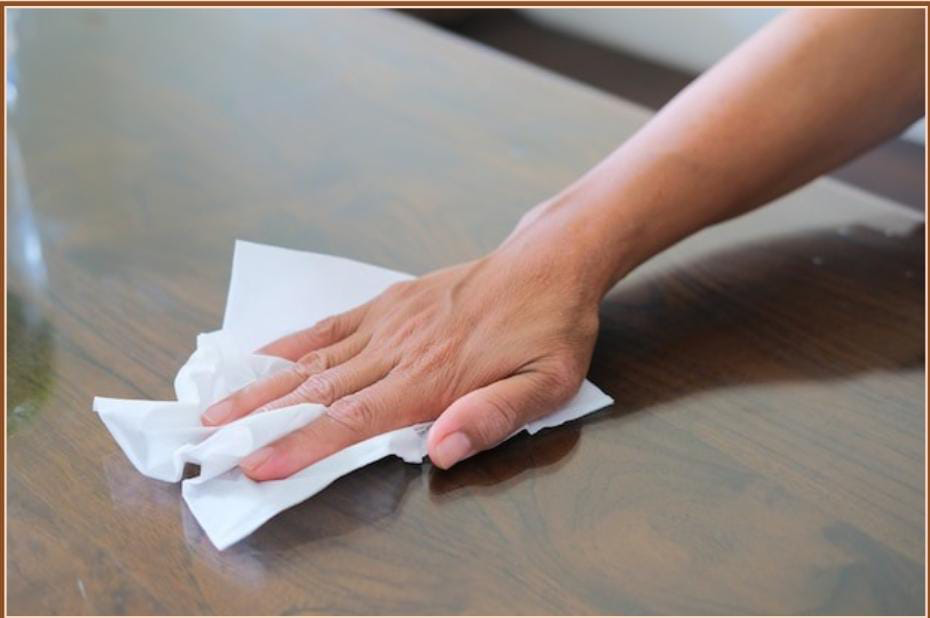 Why Cleaning with Paper Towels Is a Bad Idea for These 14 Items ...