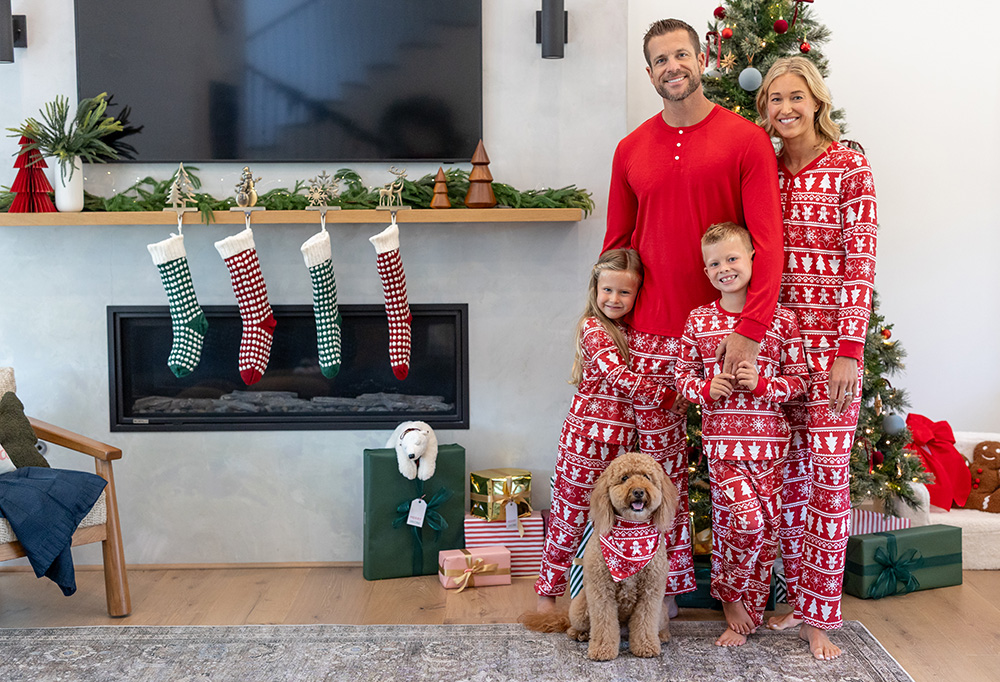 Christmas Matching Family Pajamas for Giggles, Hugs, and Holiday Cheer ...